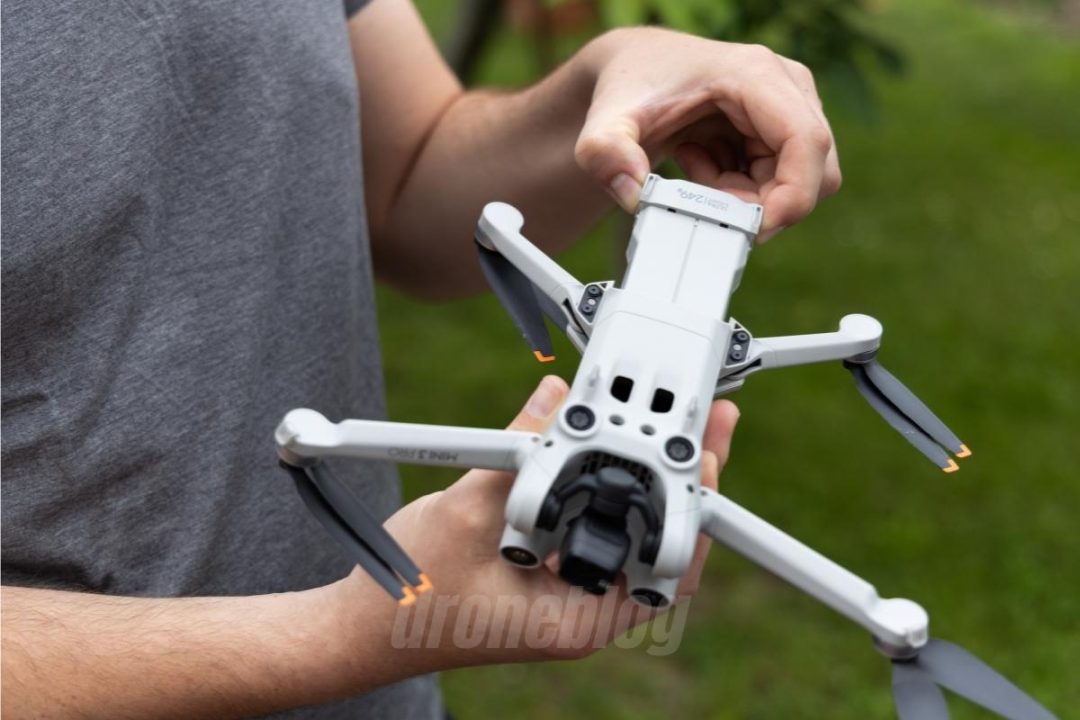 DJI Mini 3 Pro Battery - All You Need to Know - Droneblog