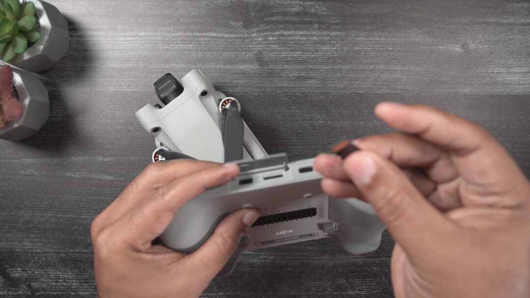 DJI Mini 3 Pro SD Cards: How to Insert, Eject, and Format (Video) - Droneblog