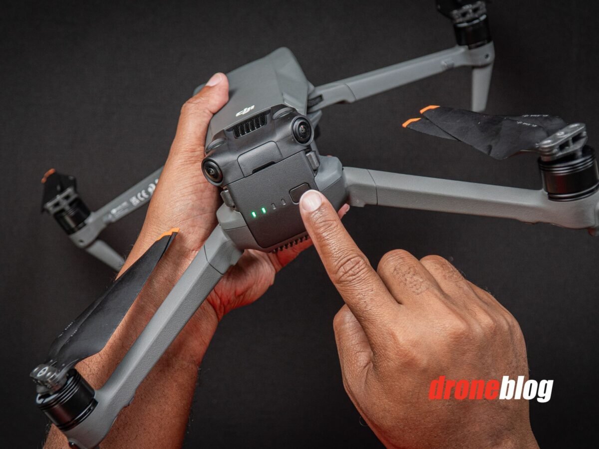 DJI Mavic 3 Pro - How to Turn ON/OFF (Step-by-Step Guide & Video ...