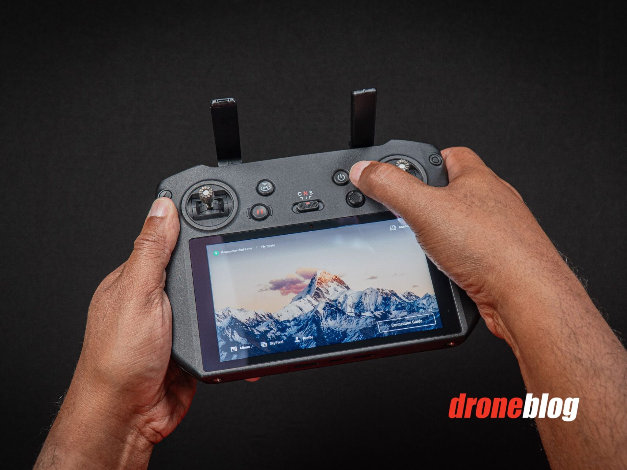 DJI Mavic 3 Pro - How to Turn ON/OFF (Step-by-Step Guide & Video ...