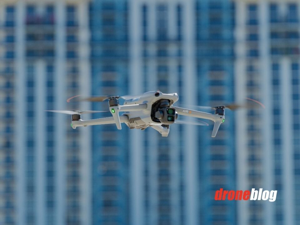 DJI Mini 4 Pro vs. Air 3 (Here's My Choice) - Droneblog