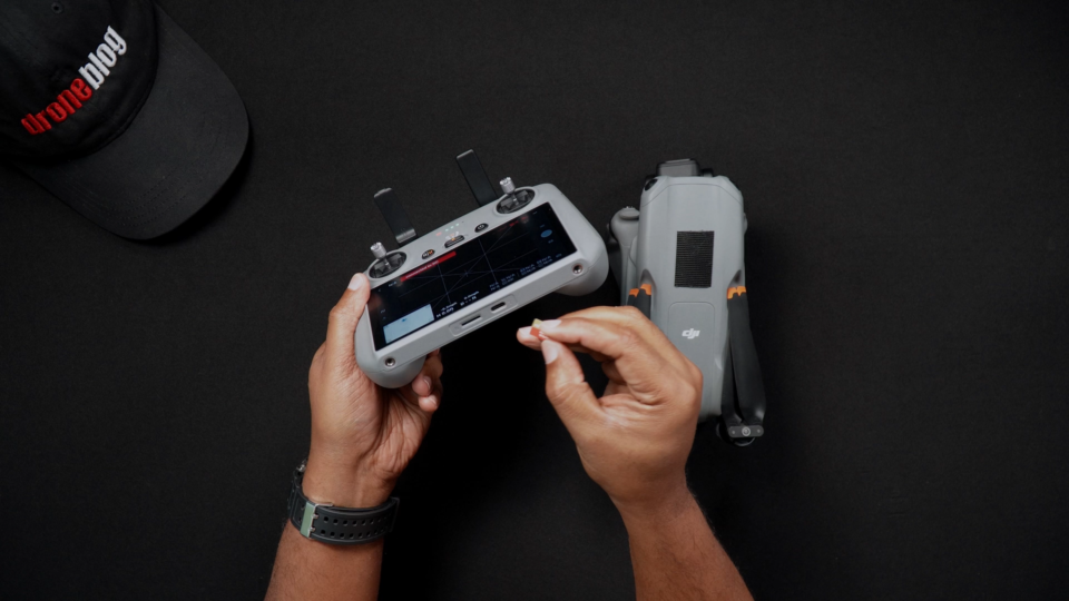 DJI Air 3 SD Cards: How to Insert, Eject, and Format (Step-by-Step Guide with Video) - Droneblog